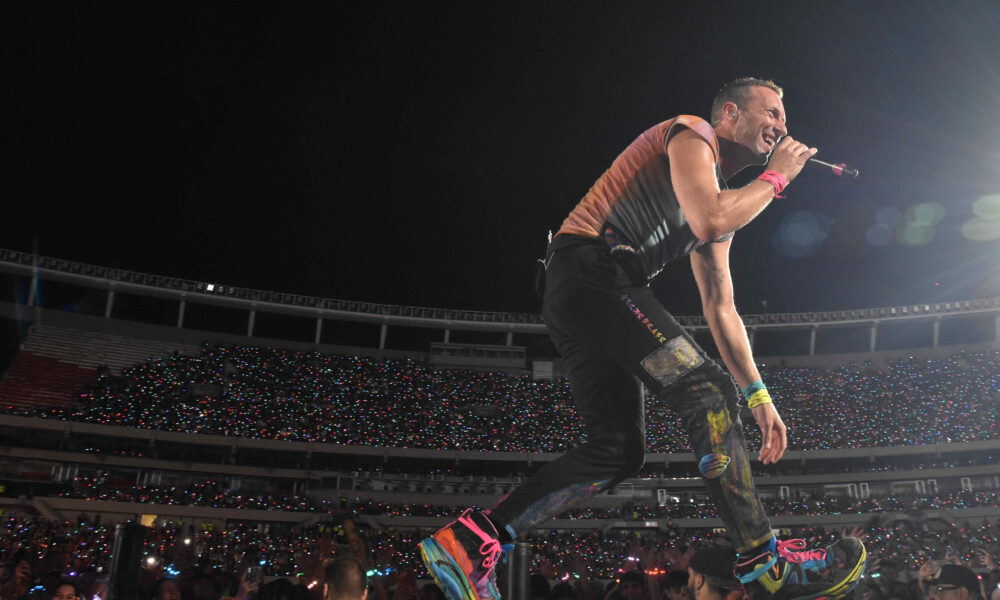 Coldplay también hace historia con su espectacular puesta en escena en ...