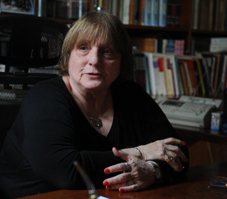 Murió la escritora y periodista María Seoane – Contarte Cultura